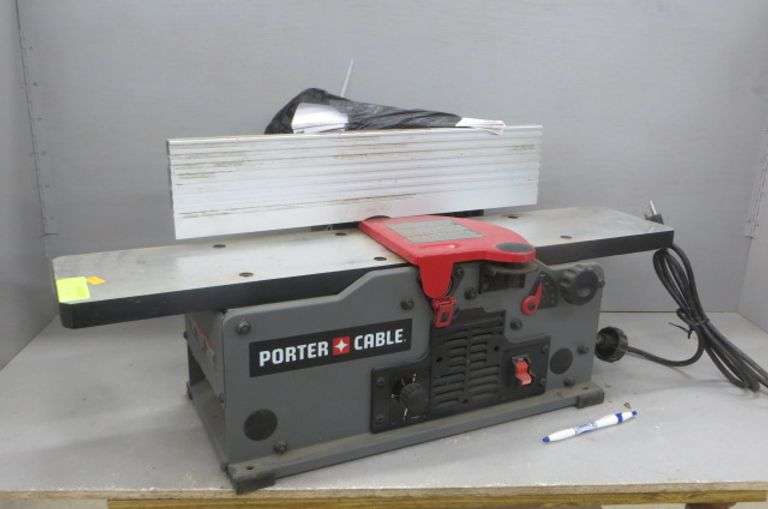 Porter Cable 6" Jointer - Lambrecht Auction, Inc.