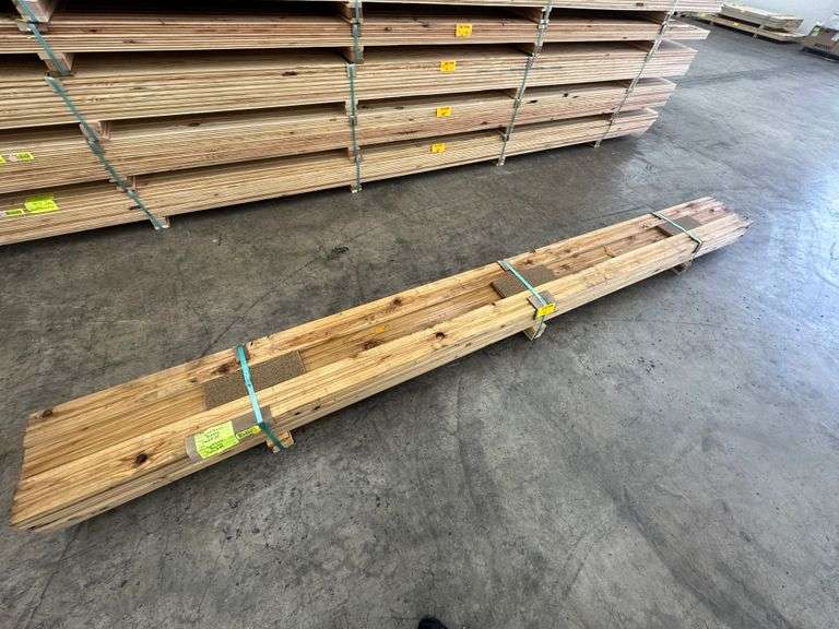 Assorted Boards 1/2"x4 1/8"x12' - Lambrecht Auction, Inc.