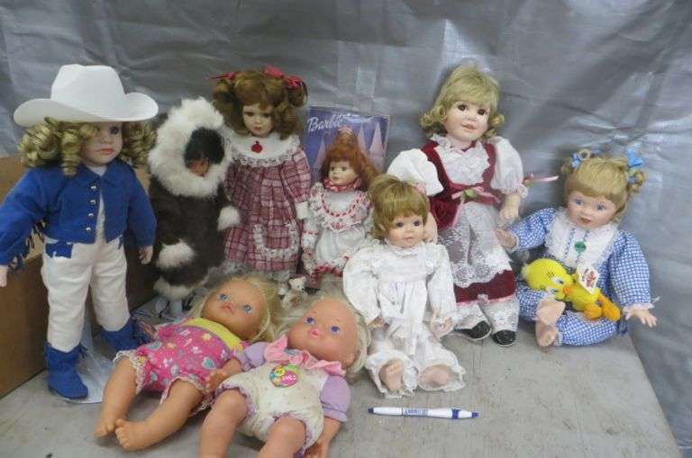 Assorted Porcelain & Rubber Dolls - Lambrecht Auction, Inc.
