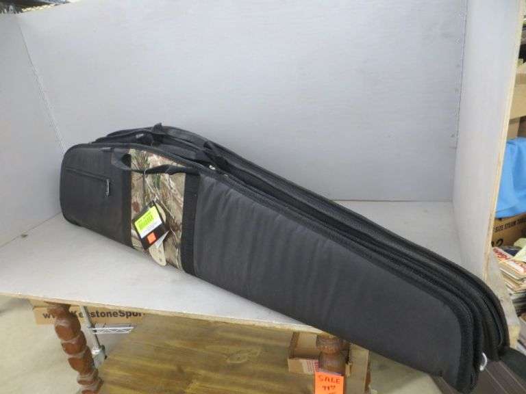 Bulldog Scoped Rifle Padded Soft Cases - Lambrecht Auction, Inc.