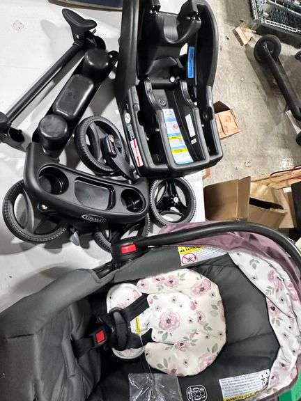 Graco Verb Click Connect Travel System - Lambrecht Auction, Inc.