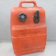 Plastic Boat Tank - Lambrecht Auction, Inc.