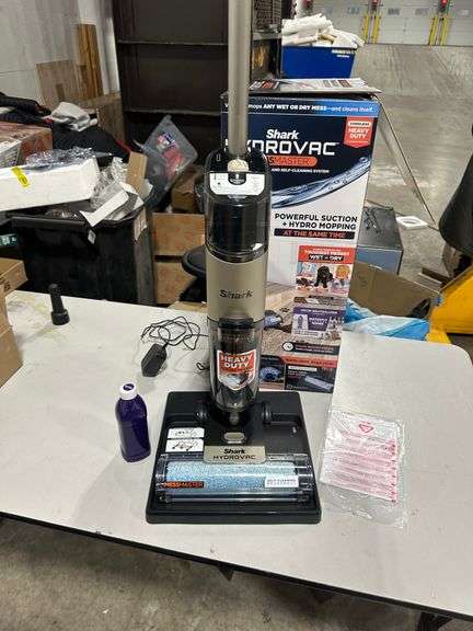 Shark HydroVac MessMaster 3-in-1 Cleaner Bagless - Lambrecht Auction, Inc.