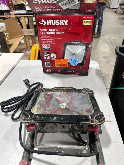 Husky 5000 Lumen LED Work Light - Lambrecht Auction, Inc.