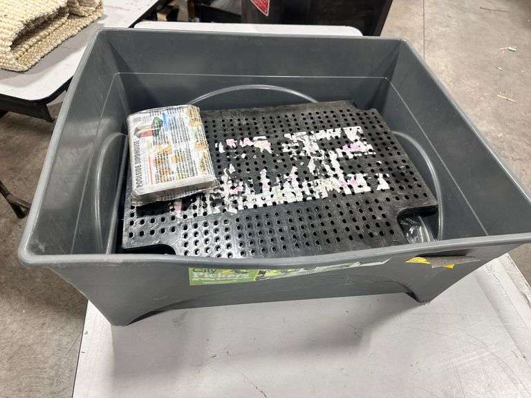 CITY PICKERS 24.5 in. x 20.5 in. Slate Gray Plastic Patio Raised Garden ...