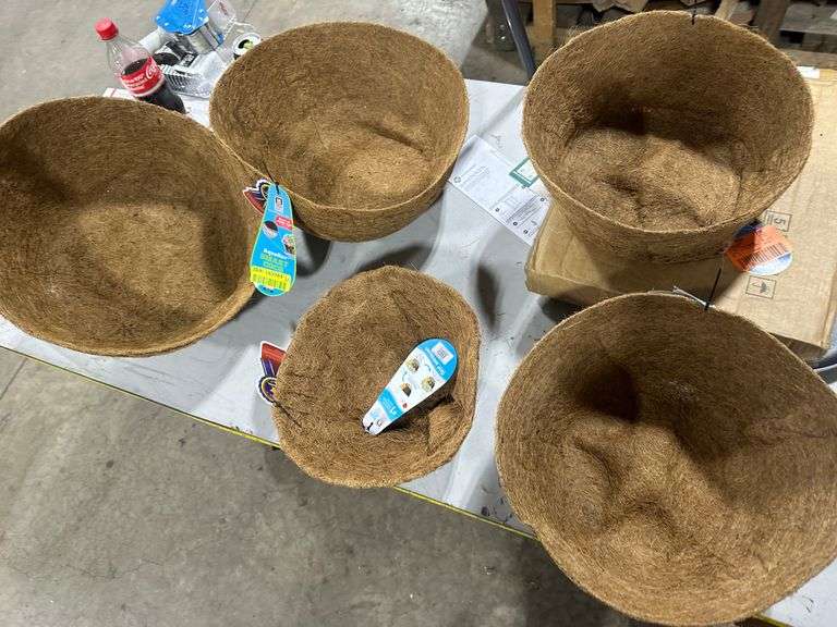 Assorted Hanging Plant Baskets - Lambrecht Auction, Inc.