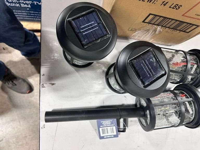 6 Monteaux Lighting Black Integrated LED Outdoor Solar Pathway Light - Lambrecht Auction, Inc.