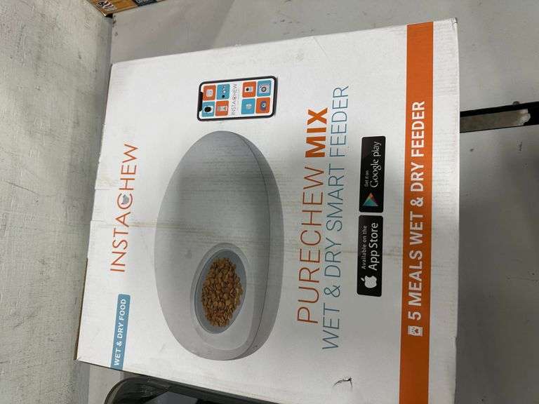 Instachew Purechew Mix Wet And Dry Smart Feeder - Lambrecht Auction, Inc.