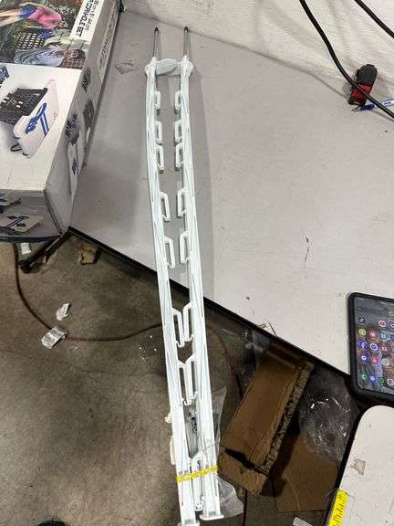 Garden Craft 48in H Molded White Plastic Step-in Post - Lambrecht ...