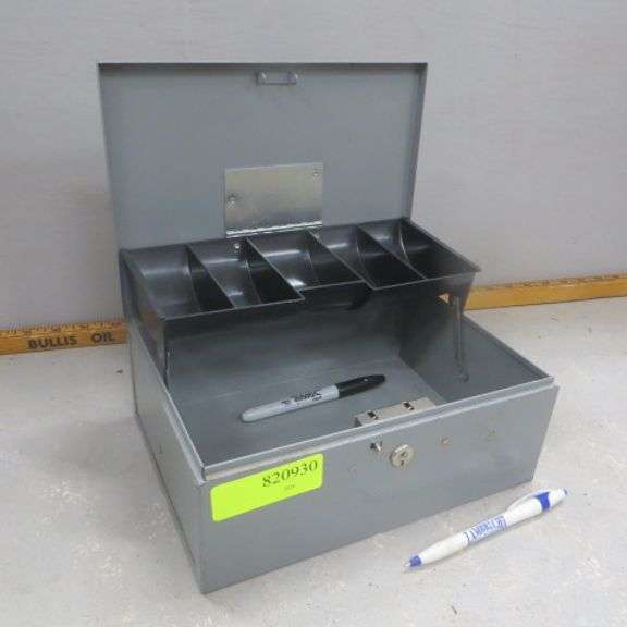Small Cash Box - Lambrecht Auction, Inc.