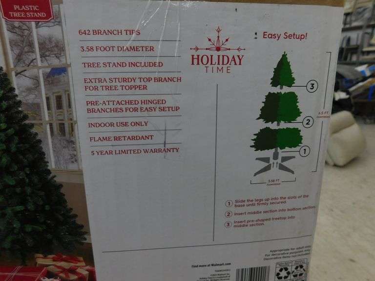 6.5ft Jackson Green Christmas Tree - Lambrecht Auction, Inc.