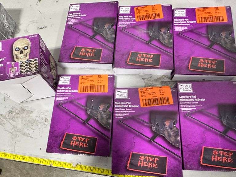 12 ft. Skelly Eye Kit - 8 Function + 6 Step Here Pad Animatronic ...