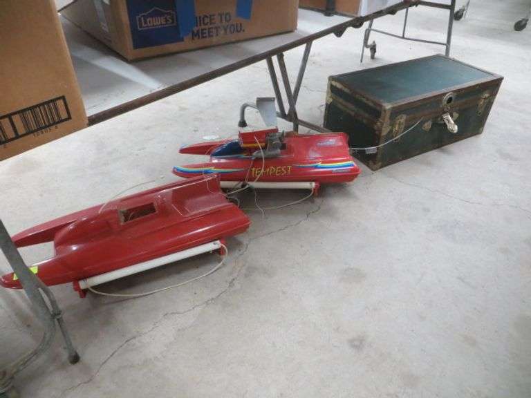 Old Remote Control Boats w/ Trunk of Accessories - Lambrecht Auction, Inc.