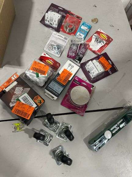 Assorted House Hardware - Lambrecht Auction, Inc.