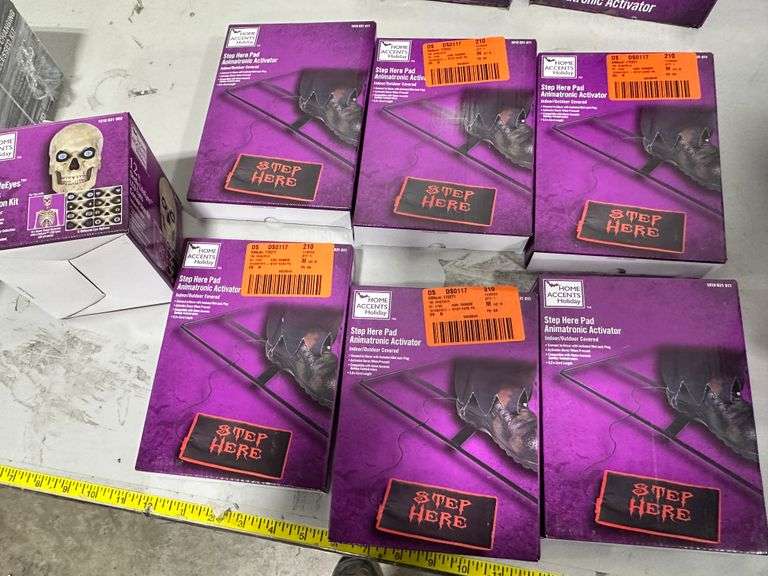12 ft. Skelly Eye Kit - 8 Function + 6 Step Here Pad Animatronic ...