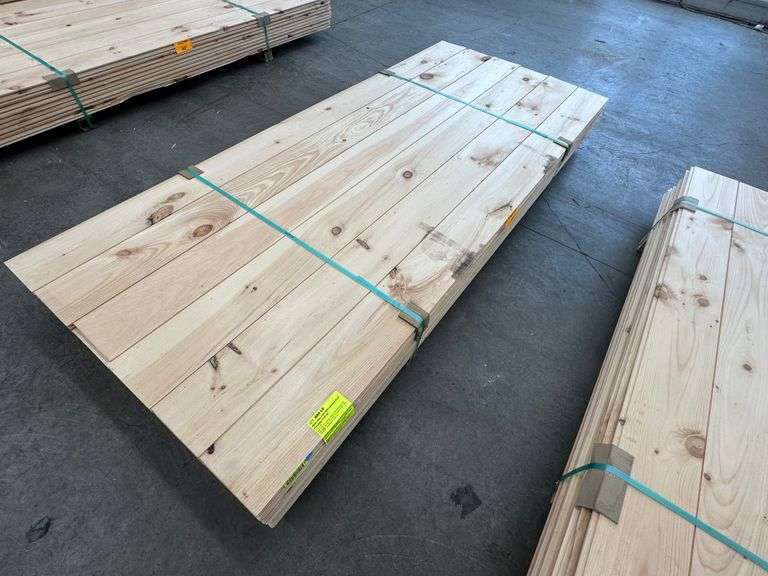 White Pine T&G WP4 Smooth Face Paneling 1"x8"x8' - Lambrecht Auction, Inc.