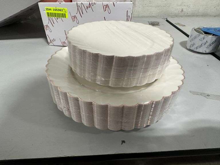 By Madee Thanksgiving Plates Disposable Dinnerware Set - Lambrecht ...