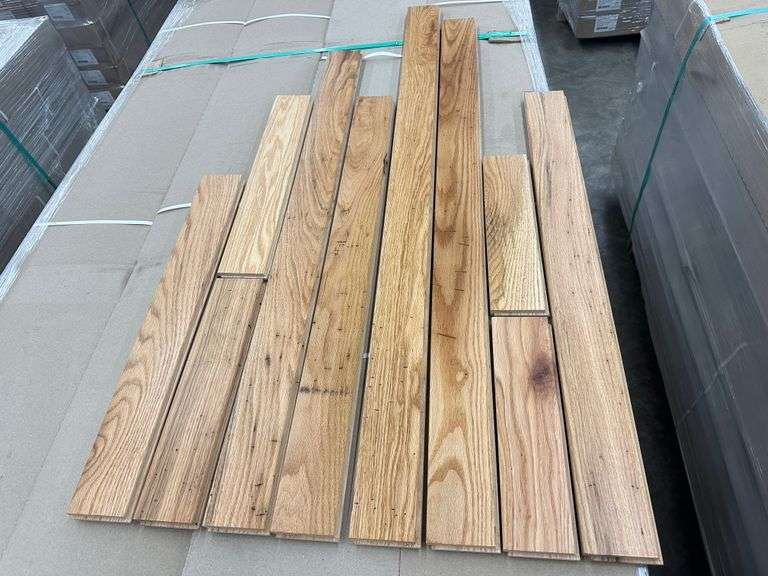 Oak Pointe 2.0 Low Gloss Red Oak Natural Hardwood Flooring 3/4"x3"xRL ...