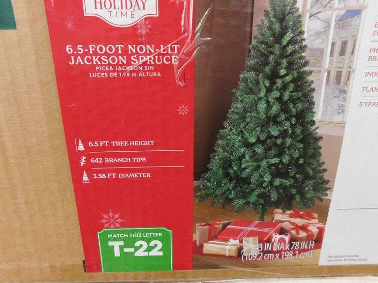 6.5ft Jackson Green Christmas Tree - Lambrecht Auction, Inc.