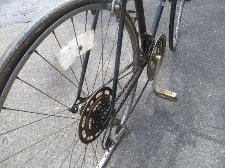 Ross 10 Speed Bike - Lambrecht Auction, Inc.