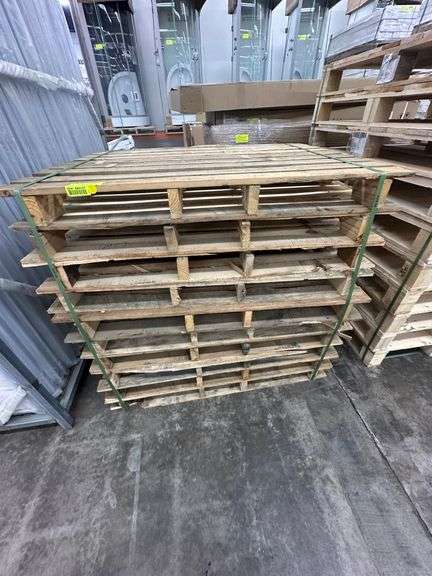 Assorted Pallets 40"x50" - Lambrecht Auction, Inc.
