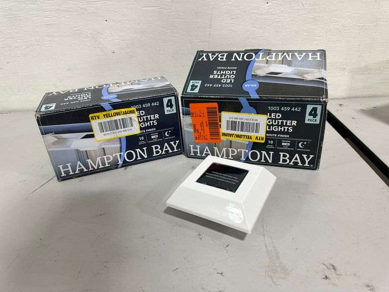 Hampton Bay 10 Lumens Integrated LED White Outdoor Solar Roof Gutter ...