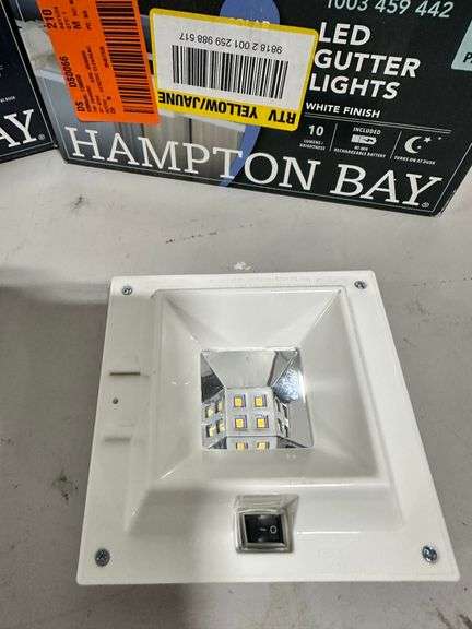 Hampton Bay 10 Lumens Integrated LED White Outdoor Solar Roof Gutter ...