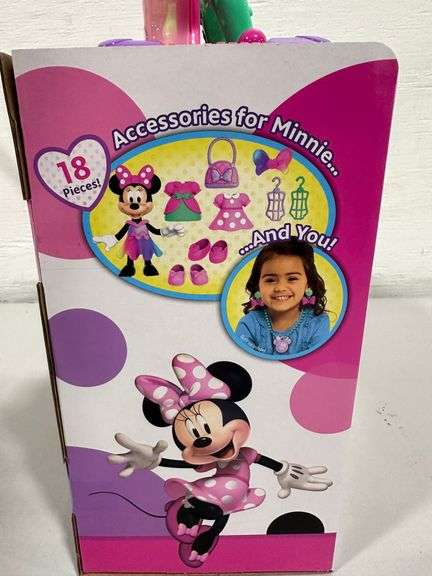 Disney Junior Minnie Sweet Reveals Glam & Glow Playset - Lambrecht ...