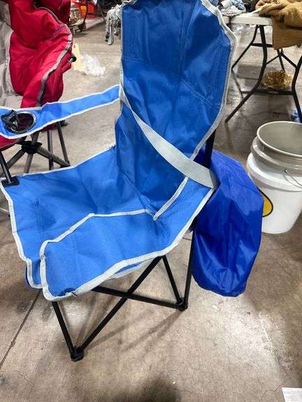 Bass Pro Basic Camping Chair - Lambrecht Auction, Inc.