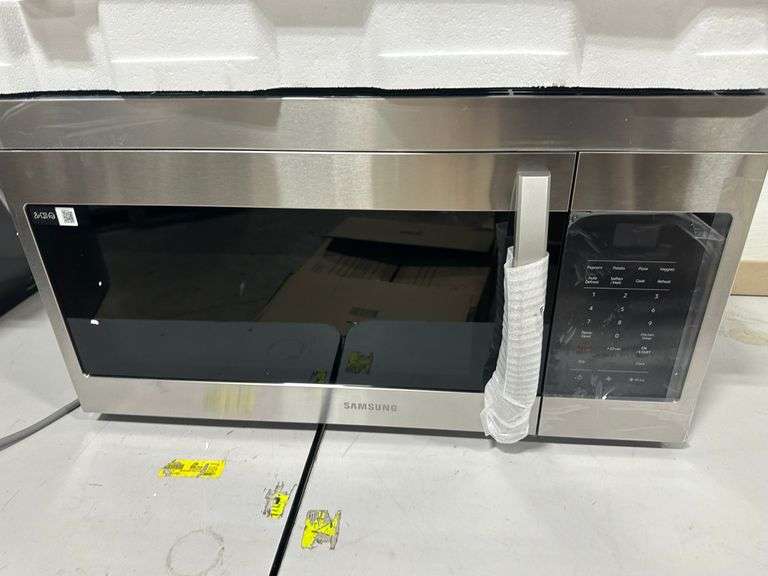 Samsung 1.6 cu. ft. Over-the-Range Microwave In Stainless Steel With ...