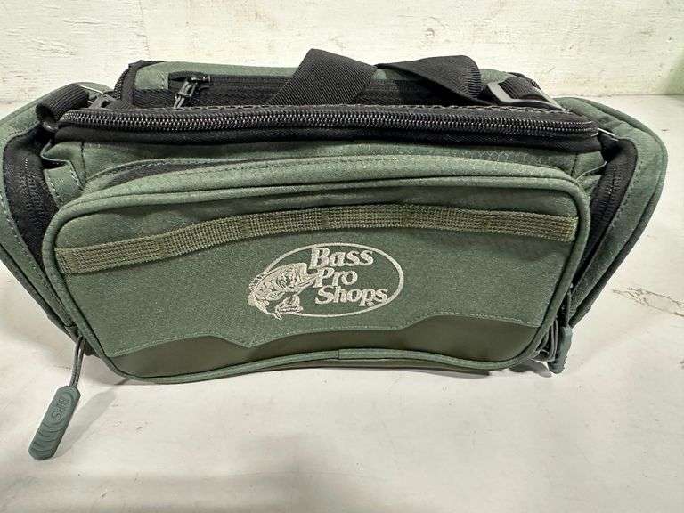 Bass Pro Advanced Angler 3500 Tackle box - Lambrecht Auction, Inc.