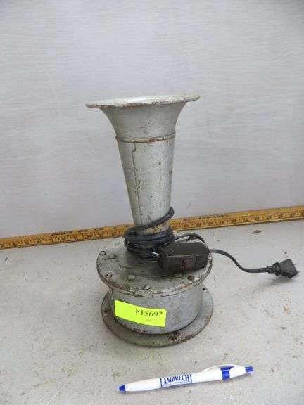 Faraday Buzzer Horn - Lambrecht Auction, Inc.