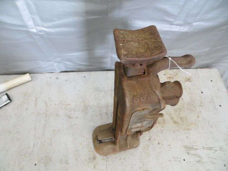 Simplex 85A 5 Ton Jack - Lambrecht Auction, Inc.