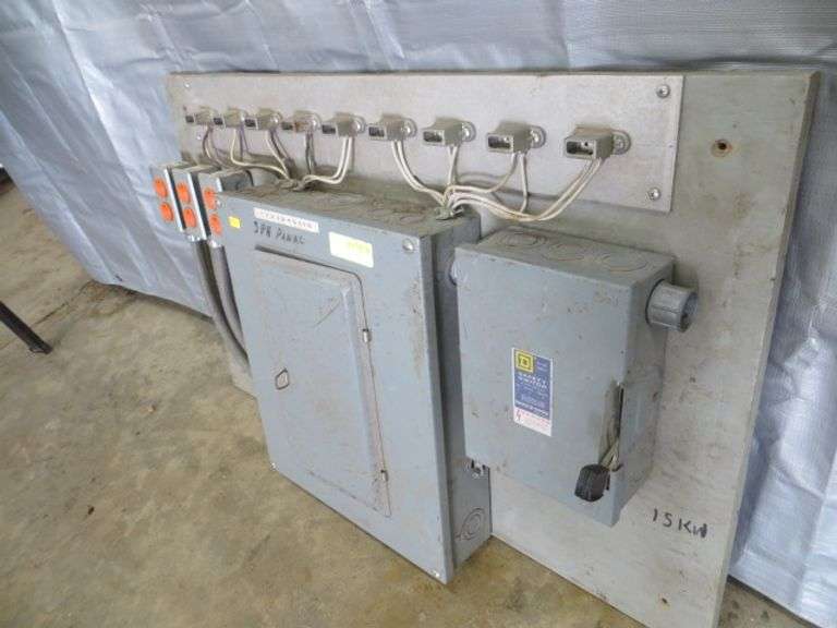 Three Phase Electrical Panel w/ Switch - Lambrecht Auction, Inc.