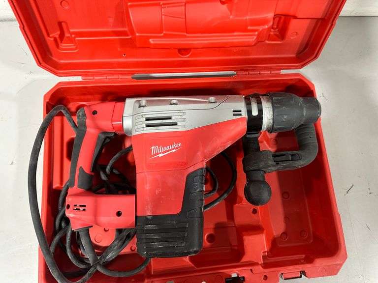 Milwaukee SDS-MAX Demolition Hammer - Used - Lambrecht Auction, Inc.