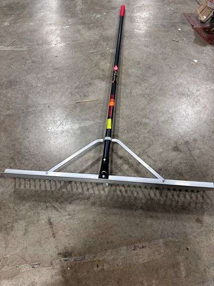 Razor-Back 36 in. Aluminum Landscape Rake - Lambrecht Auction, Inc.