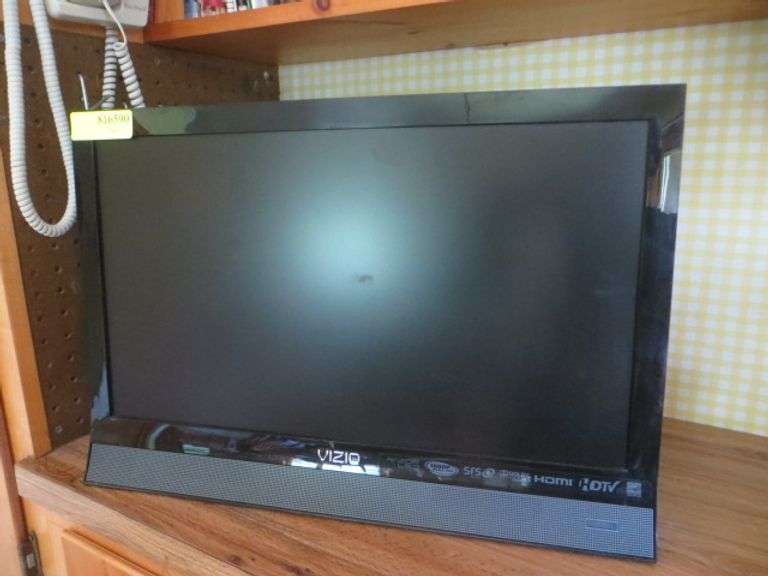 Small Vizio Flatscreen TV - Lambrecht Auction, Inc.
