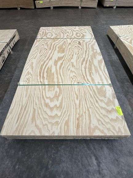 Sanded Shop Plywood 1/4"x48"x96" - Lambrecht Auction, Inc.