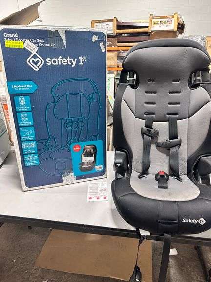 Safety 1st Grand 2-in-1 Booster Car Seat - Lambrecht Auction, Inc.