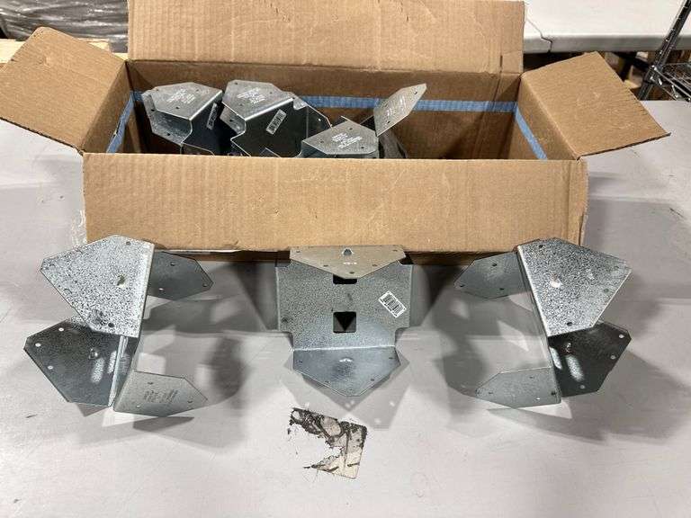 Simpson Strong Tie BCS Galvanized Post Cap for Double 3x Beam, 6x Post ...