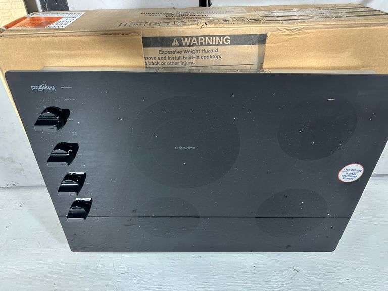 Whirlpool 30 in. Radiant Electric Ceramic Glass Cooktop in Black ...