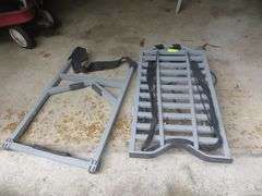 Loggy Bayou Tree Stand - Lambrecht Auction, Inc.