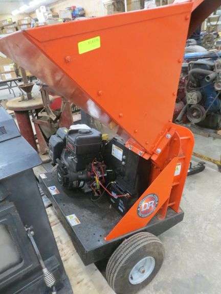 DR Model C450E-CHP 16.5 HP Wood Chipper - Lambrecht Auction, Inc.