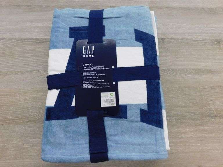 Gap Home 2Pc Beach Towel Set - Lambrecht Auction, Inc.