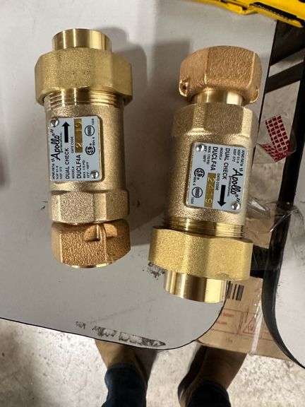 APOLLO Dual Check Valve: 4ALF-300, 3/4 in Size(2x$) - Lambrecht Auction ...
