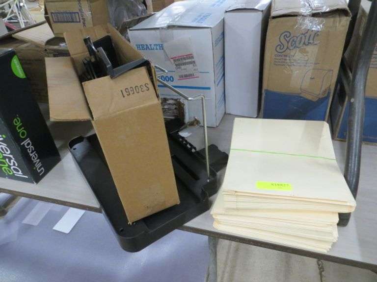 Expandable Manilla File Folders - Lambrecht Auction, Inc.