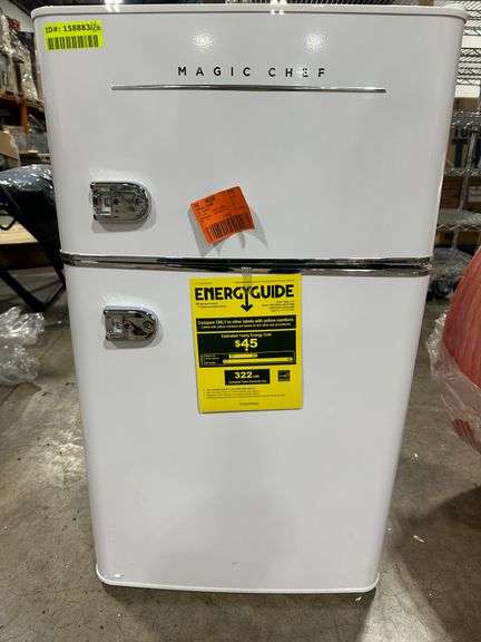 Magic Chef Retro 3.2 Cu. Ft. 2 Door Mini Fridge In White - Lambrecht ...