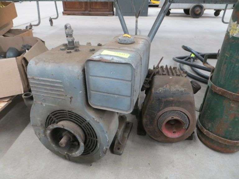 Two Old Gas Engines - Lambrecht Auction, Inc.