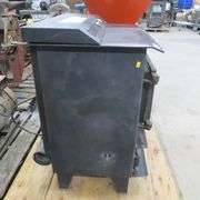 Hitzer Model 50-93 Coal Stove w/ Blower - Lambrecht Auction, Inc.