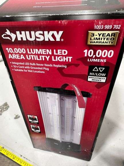 Husky 10,000-Lumen Area Utility LED Work Light - Lambrecht Auction, Inc.